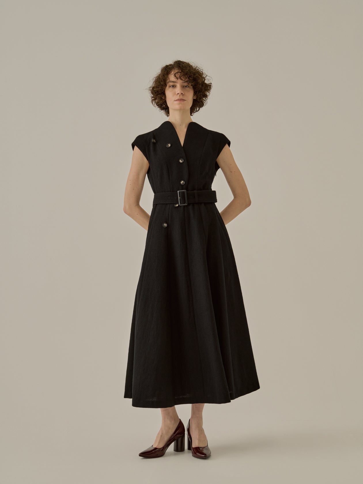 Sesilia dress BK | AKIRANAKA ONLINESTORE